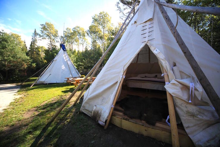 Glamping for pampered paddlers | Northern Ontario Travel